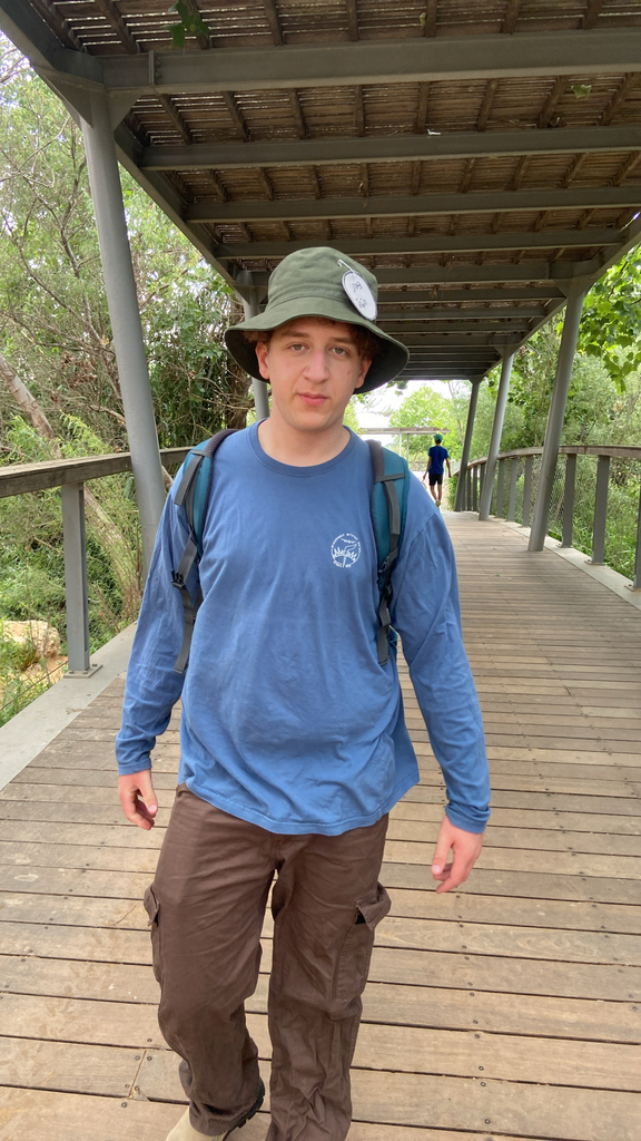 Human from Hod Hasharon, Central District, IL on May 14, 2025 at 11:43 ...